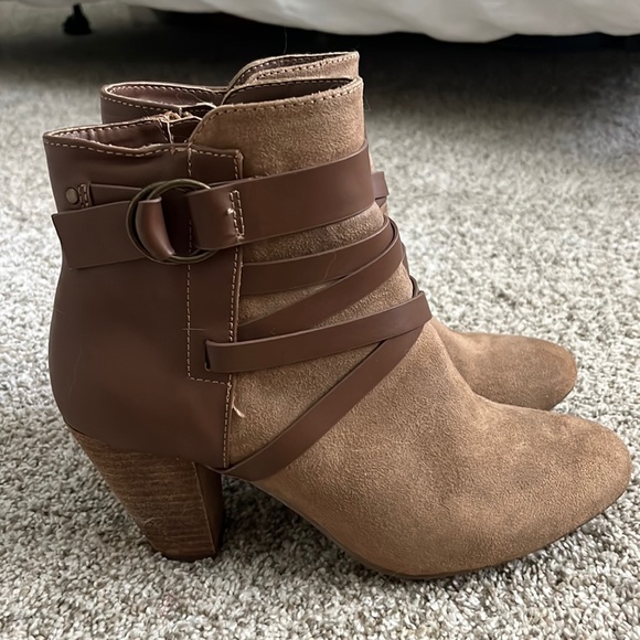 Report | Shoes | Report Tan Booties Never Worn Size 8 | Poshmark